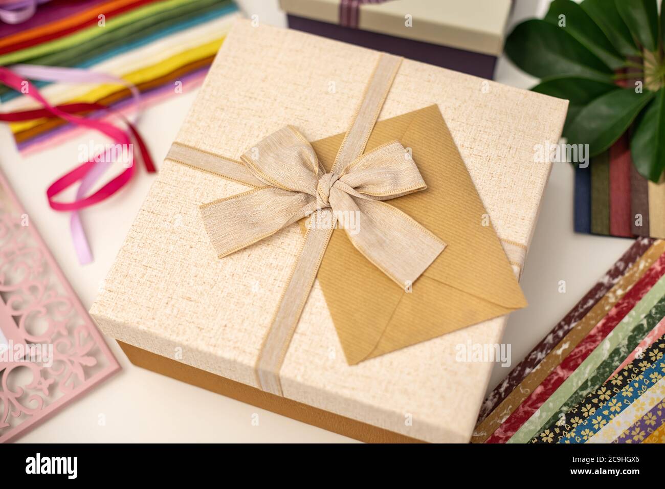 Happy birthday gift wrapping paper hi-res stock photography and images ...