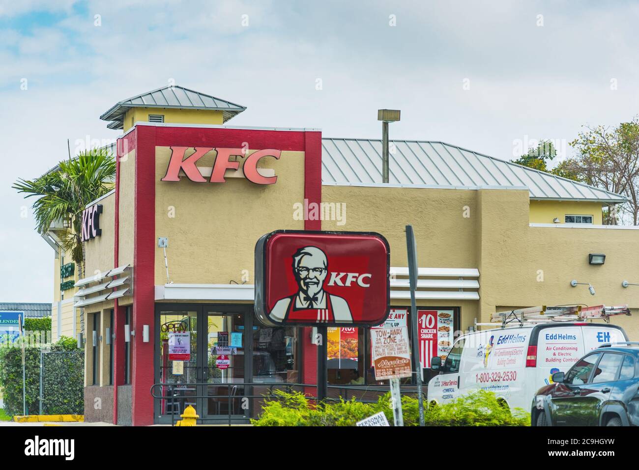 Kfc shop usa hi-res stock photography and images - Alamy