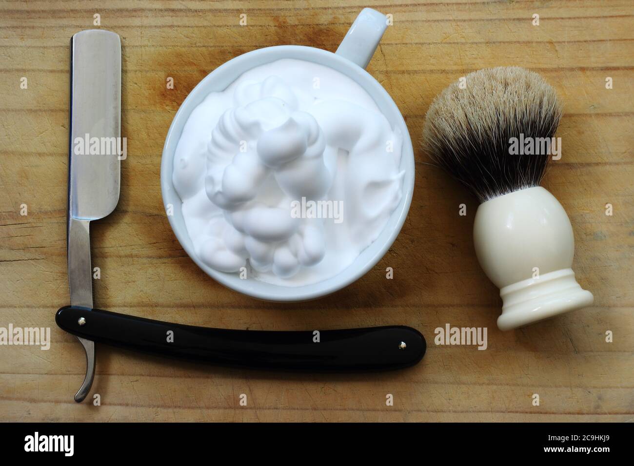 Vintage shaving kit hi-res stock photography and images - Alamy