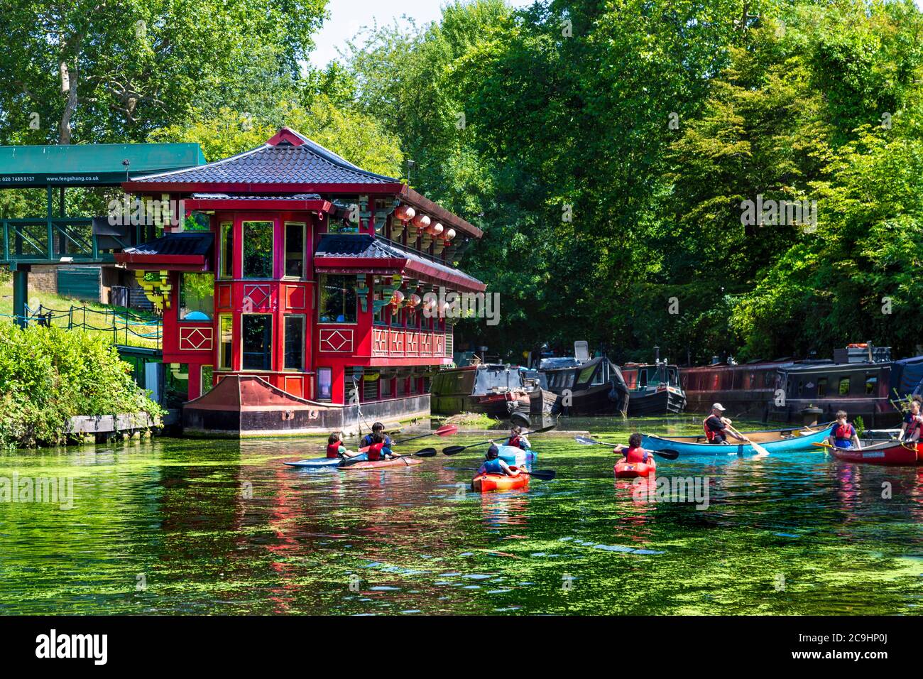 Floating Chinese restaurant Feng Shang Princess on Regent's Canal and ...
