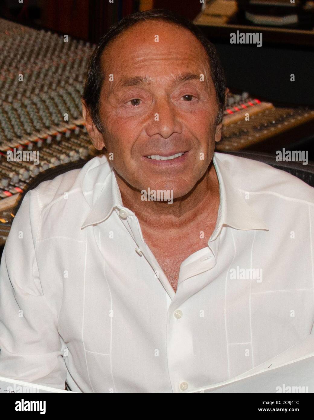 Paul anka my way hi-res stock photography and images - Alamy