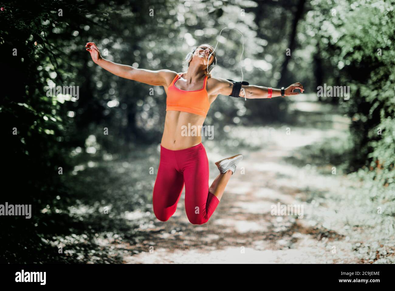 Star jump exercise hi-res stock photography and images - Alamy