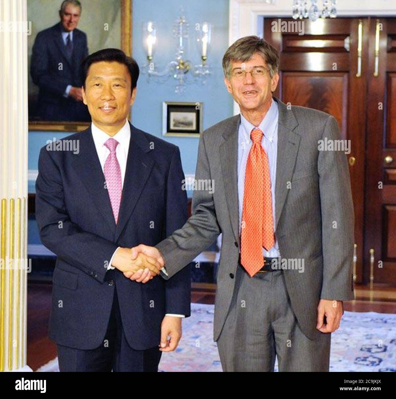 Li yuanchao hi-res stock photography and images - Alamy