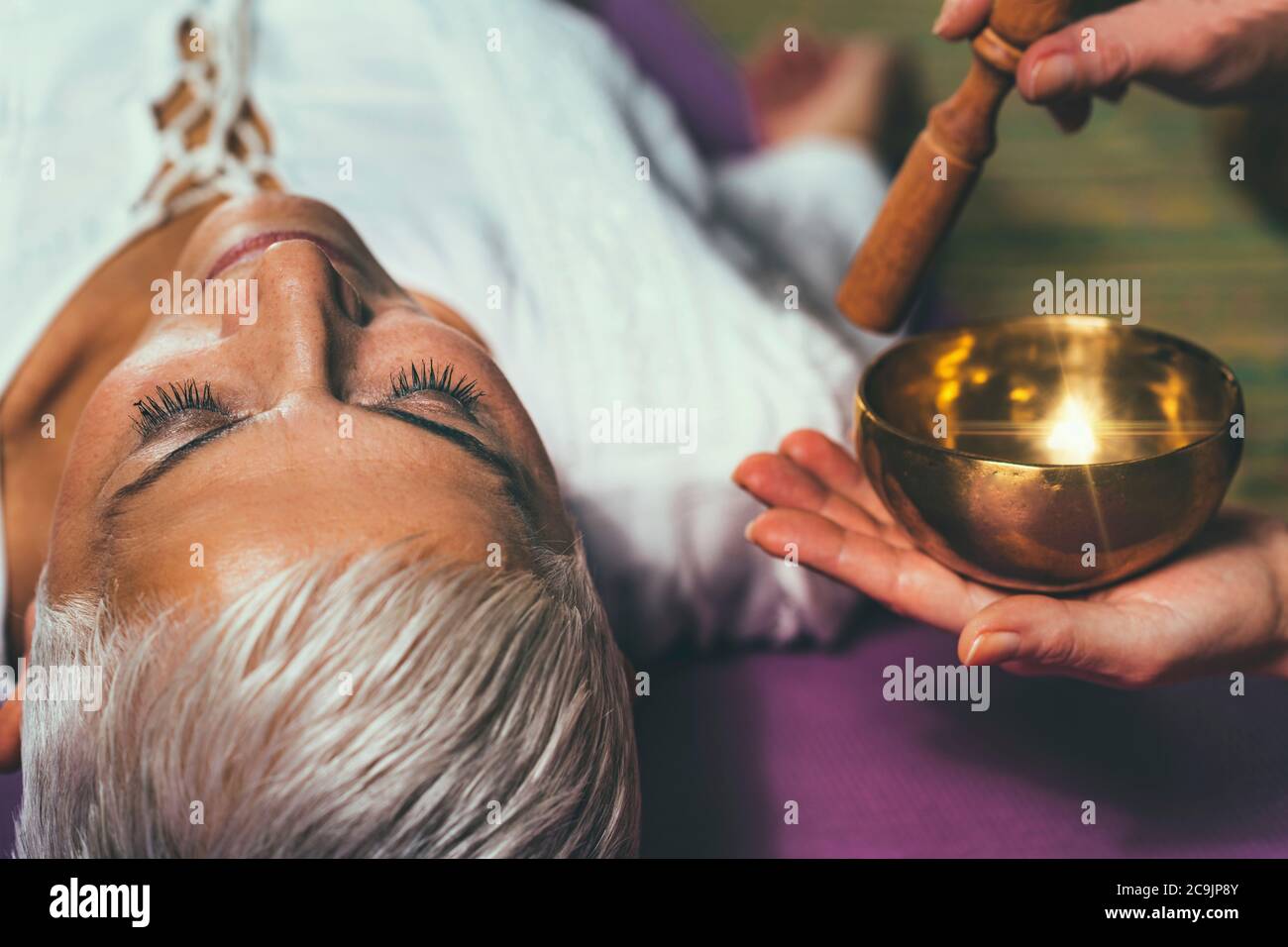 Sound healing hi-res stock photography and images - Alamy