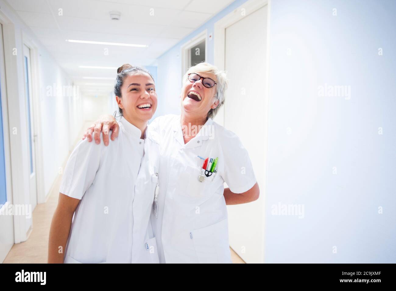 Young nurses laughing hi-res stock photography and images - Alamy
