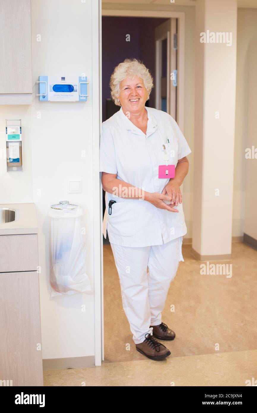 Nutritional assistant, portrait Stock Photo - Alamy