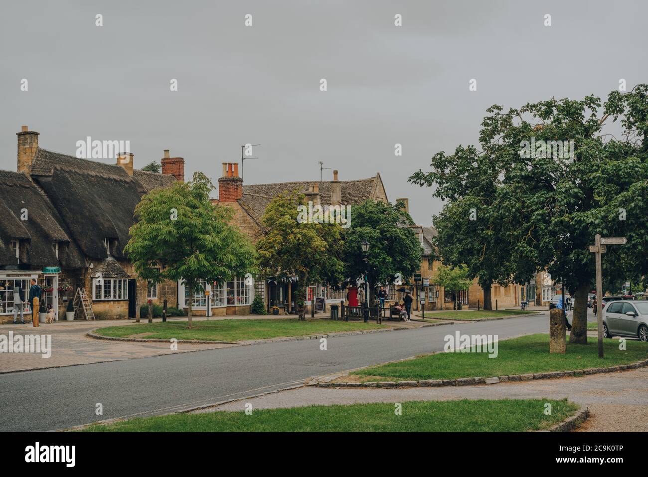 Broadway, UK - July 07, 2020: View of the shops on a High Street in ...