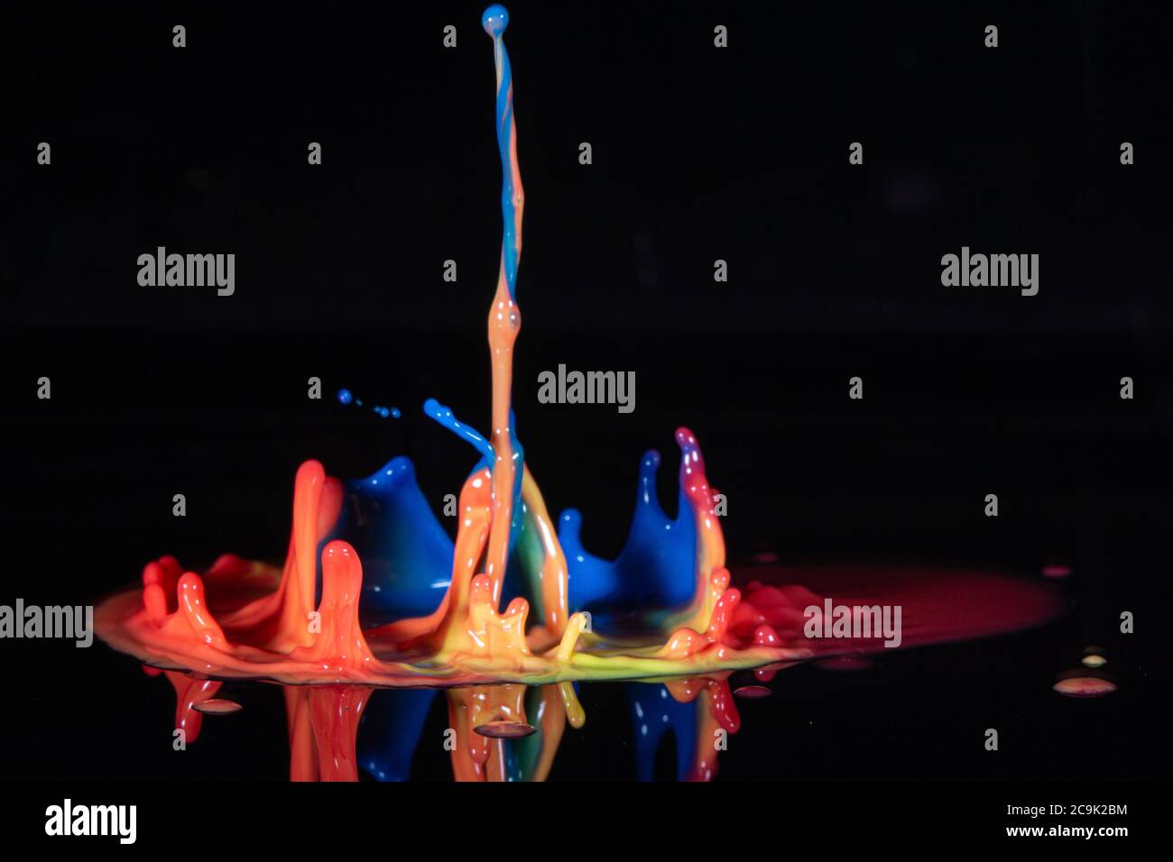 Exploding paint hi-res stock photography and images - Alamy