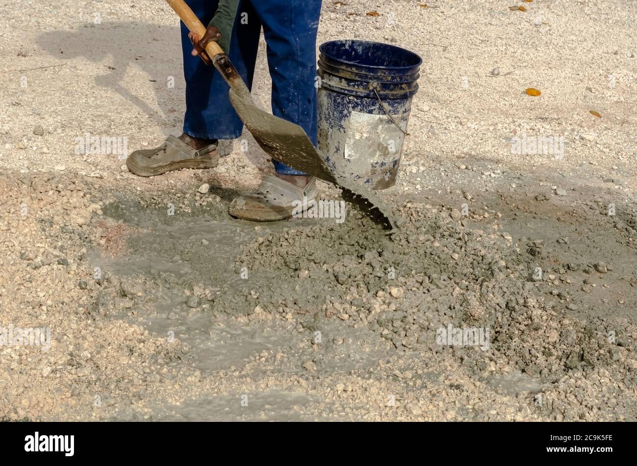 Mixing mortar from cement water hi-res stock photography and images - Alamy
