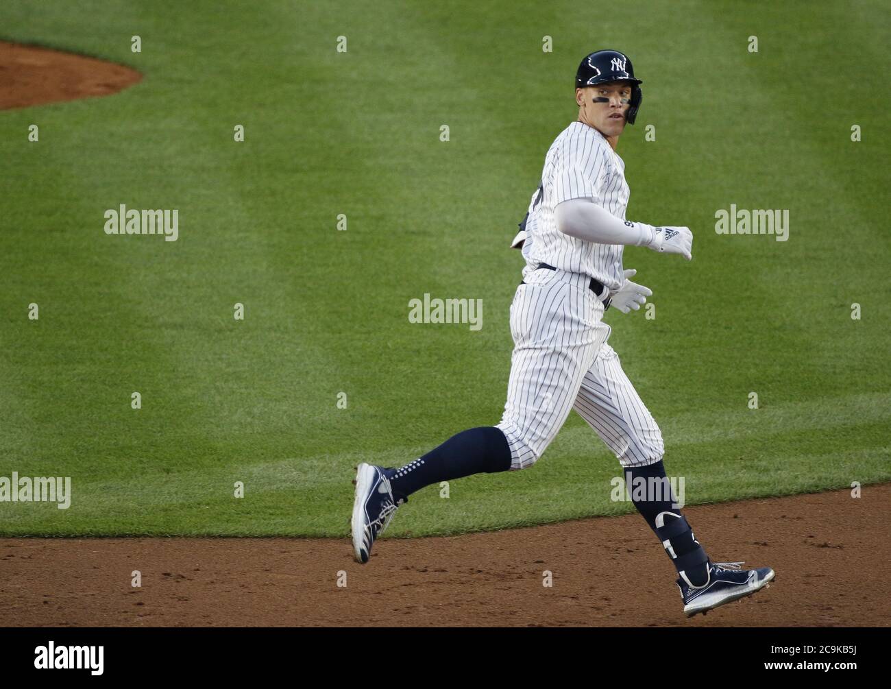 Ball over fence hi-res stock photography and images - Alamy