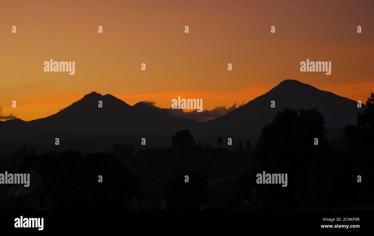 Beautiful natural scenery at sunrise Stock Photo - Alamy