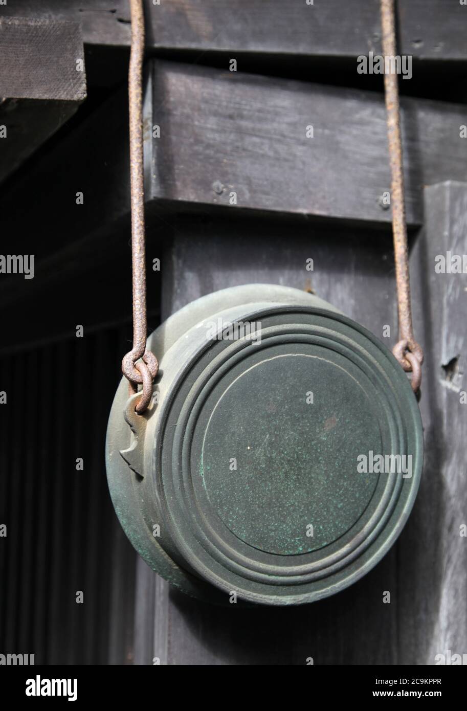 Hanging a pan hi-res stock photography and images - Alamy
