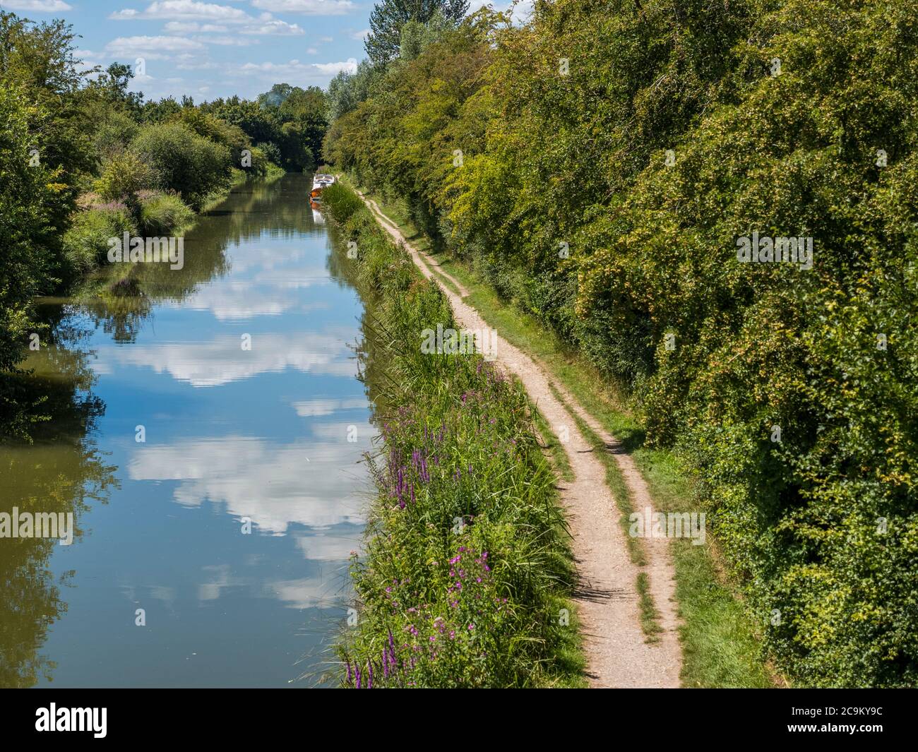 Landscape Photograph of Kennet and Avon Canal, Kintbury, Hungerford ...