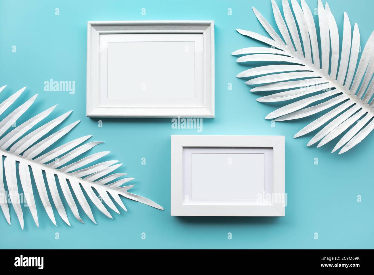 Picture frame with white tropical reaf.background design decoration ...