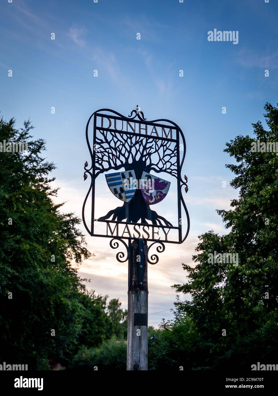 Military road sign hi-res stock photography and images - Alamy