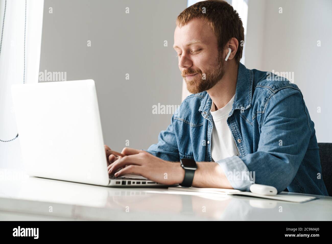 Ginger guy calendar hi-res stock photography and images - Alamy