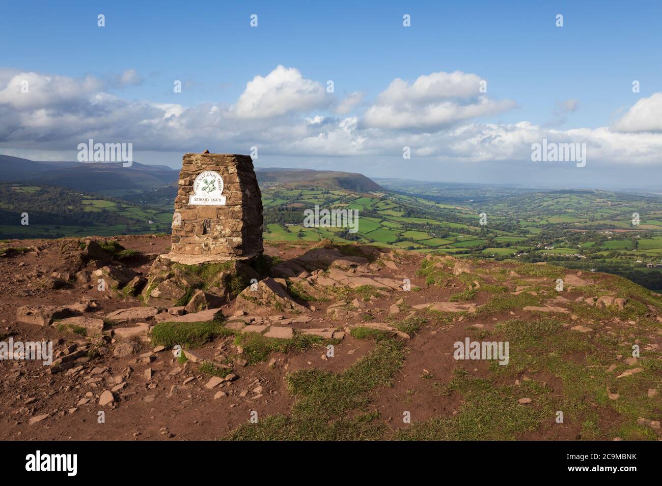 Ysgyryd fawr skirrid fawr mountain hi-res stock photography and images ...