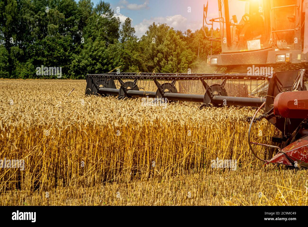 Grain reaper hi-res stock photography and images - Alamy