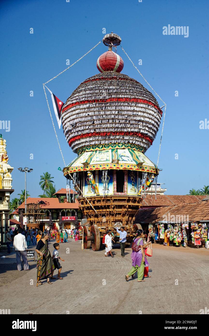 Udupi sri krishna temple hi-res stock photography and images - Alamy