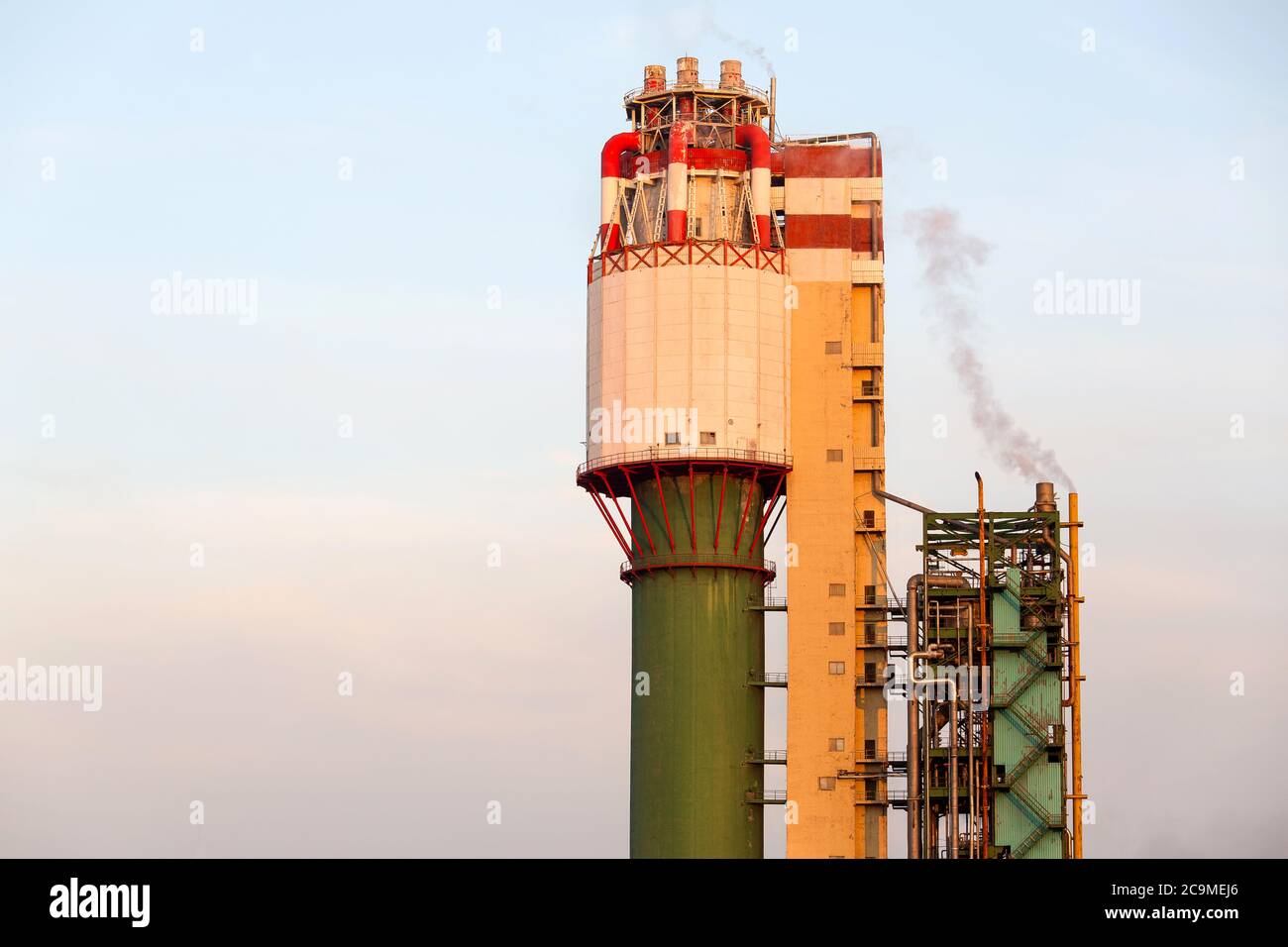 Ammonia Plant High Resolution Stock Photography and Images - Alamy