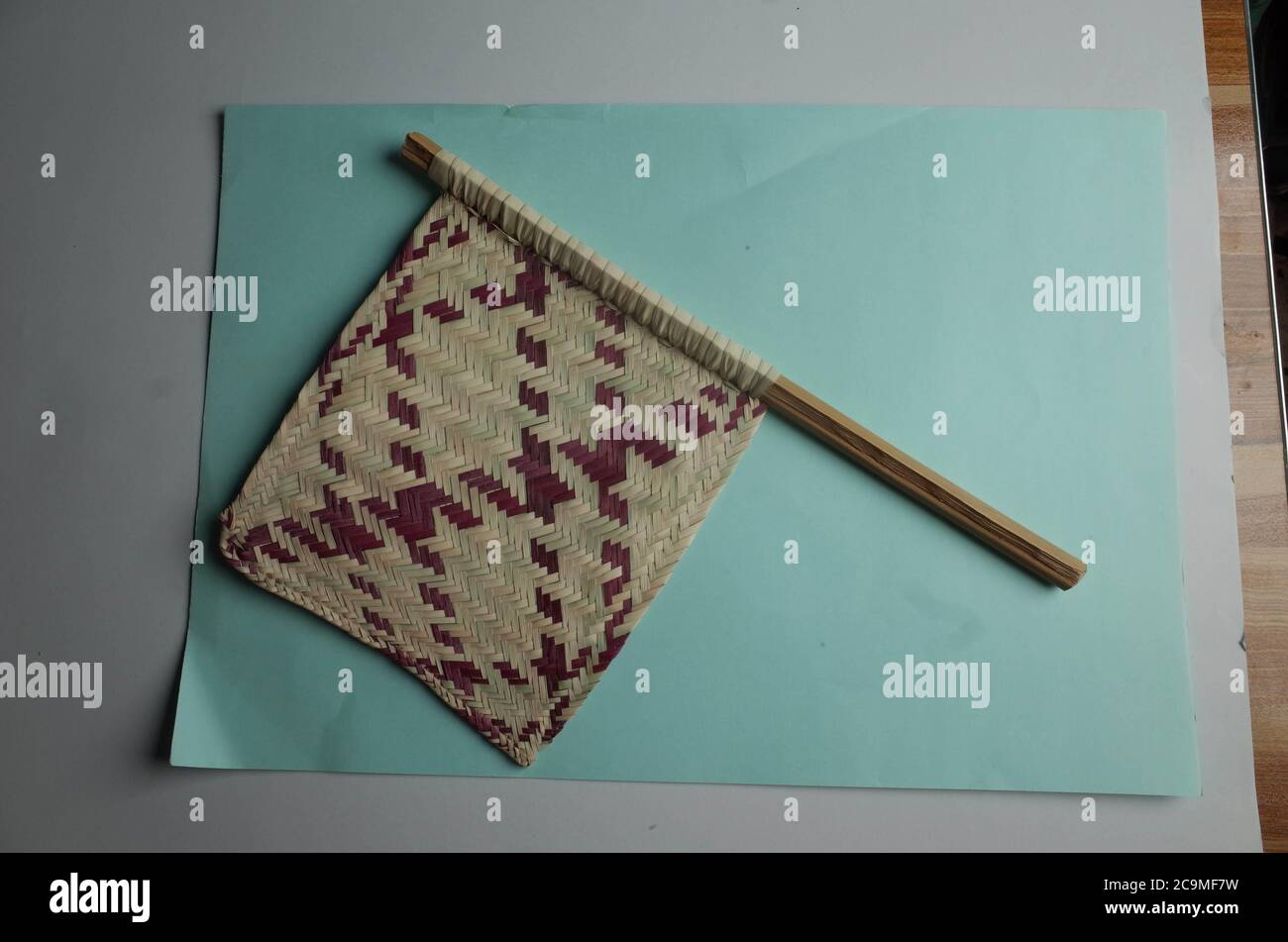 arabic traditional hand fan in iraq Stock Photo - Alamy