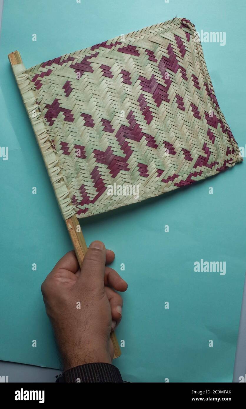 arabic traditional hand fan in iraq Stock Photo - Alamy