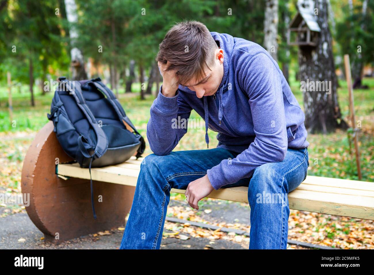 Sad bench hi-res stock photography and images - Alamy