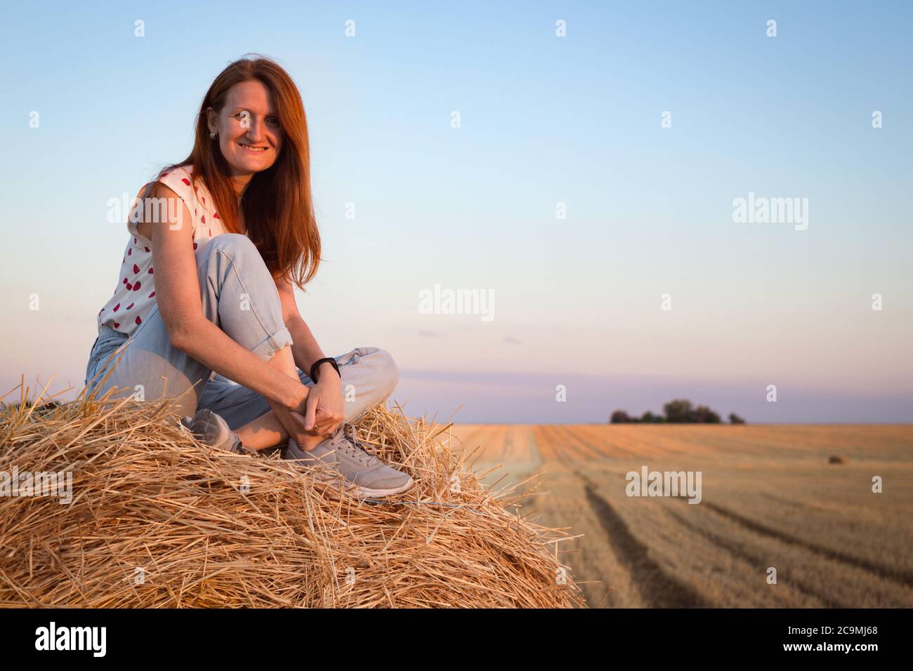 Beautiful landscape round bales hi-res stock photography and images - Alamy