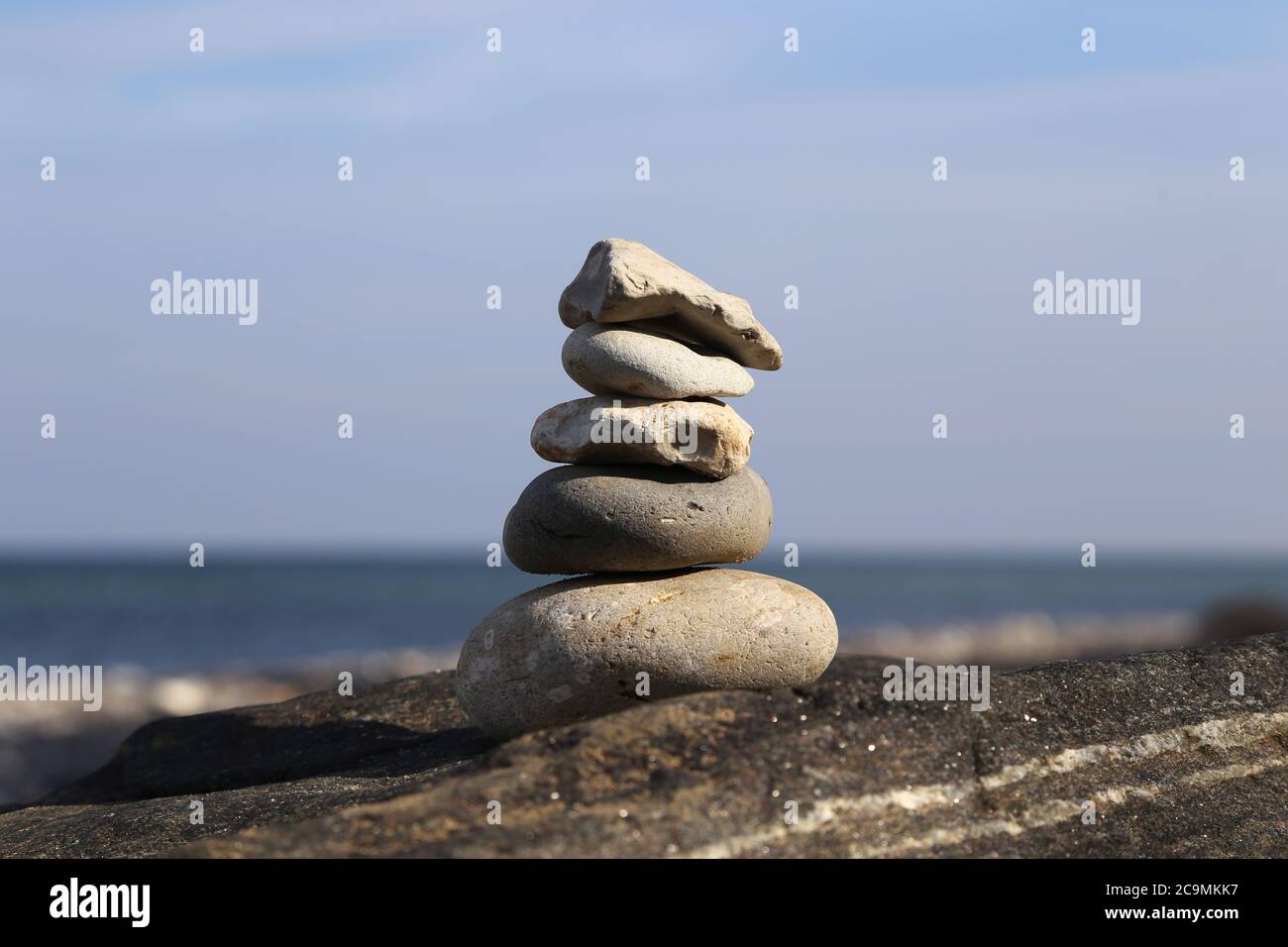 Pyramid rock beach hi-res stock photography and images - Alamy