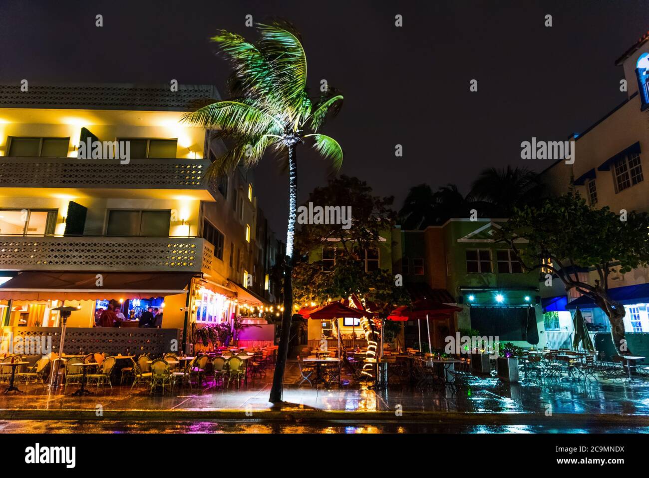 Downtown miami bars hi-res stock photography and images - Alamy