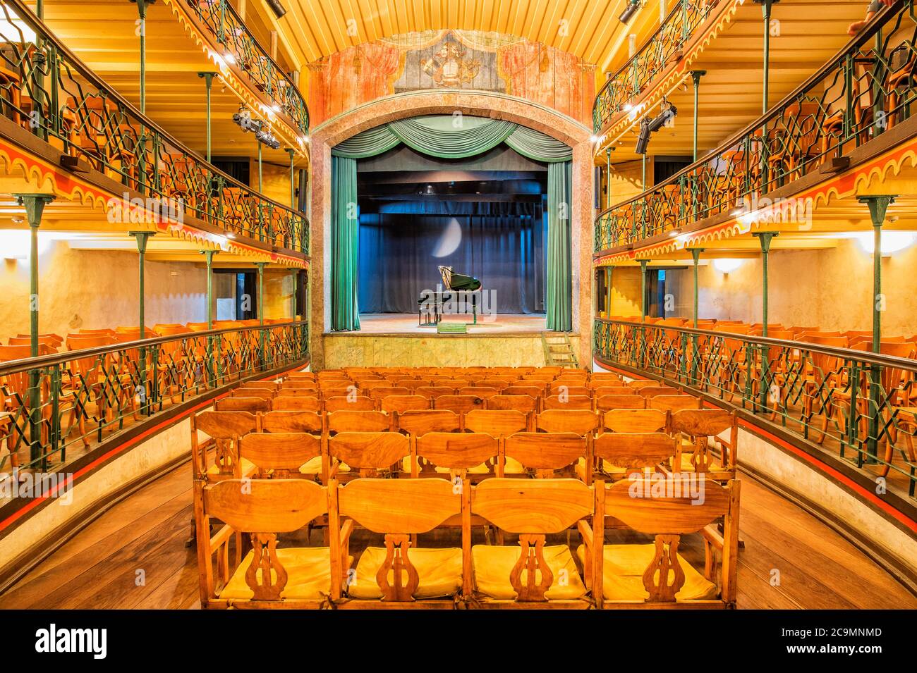 Teatro municipal, Oldest functionning theater in Latin America, Ouro ...
