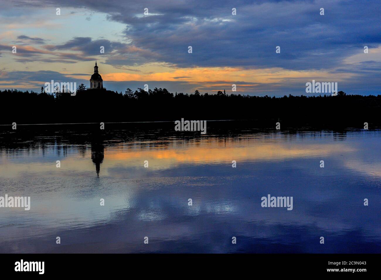 Torne river - the border between Sweden and Finland viewed from ...