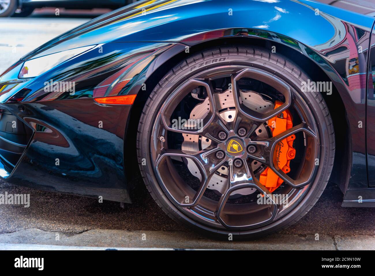 Lamborghini Huracan Chassis High Resolution Stock Photography and ...
