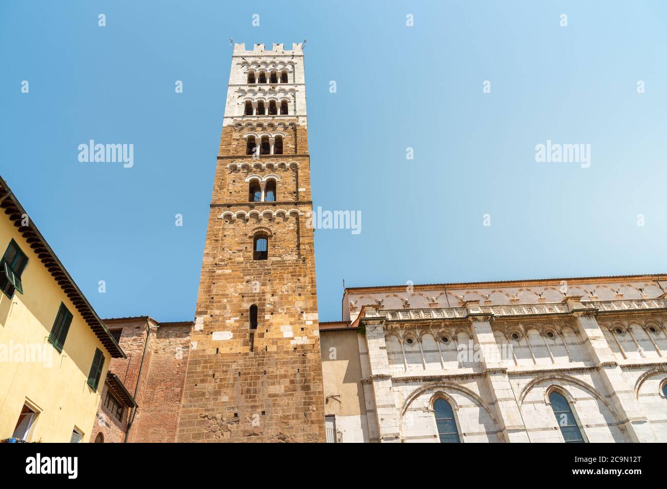 Romanesque High Resolution Stock Photography and Images - Alamy