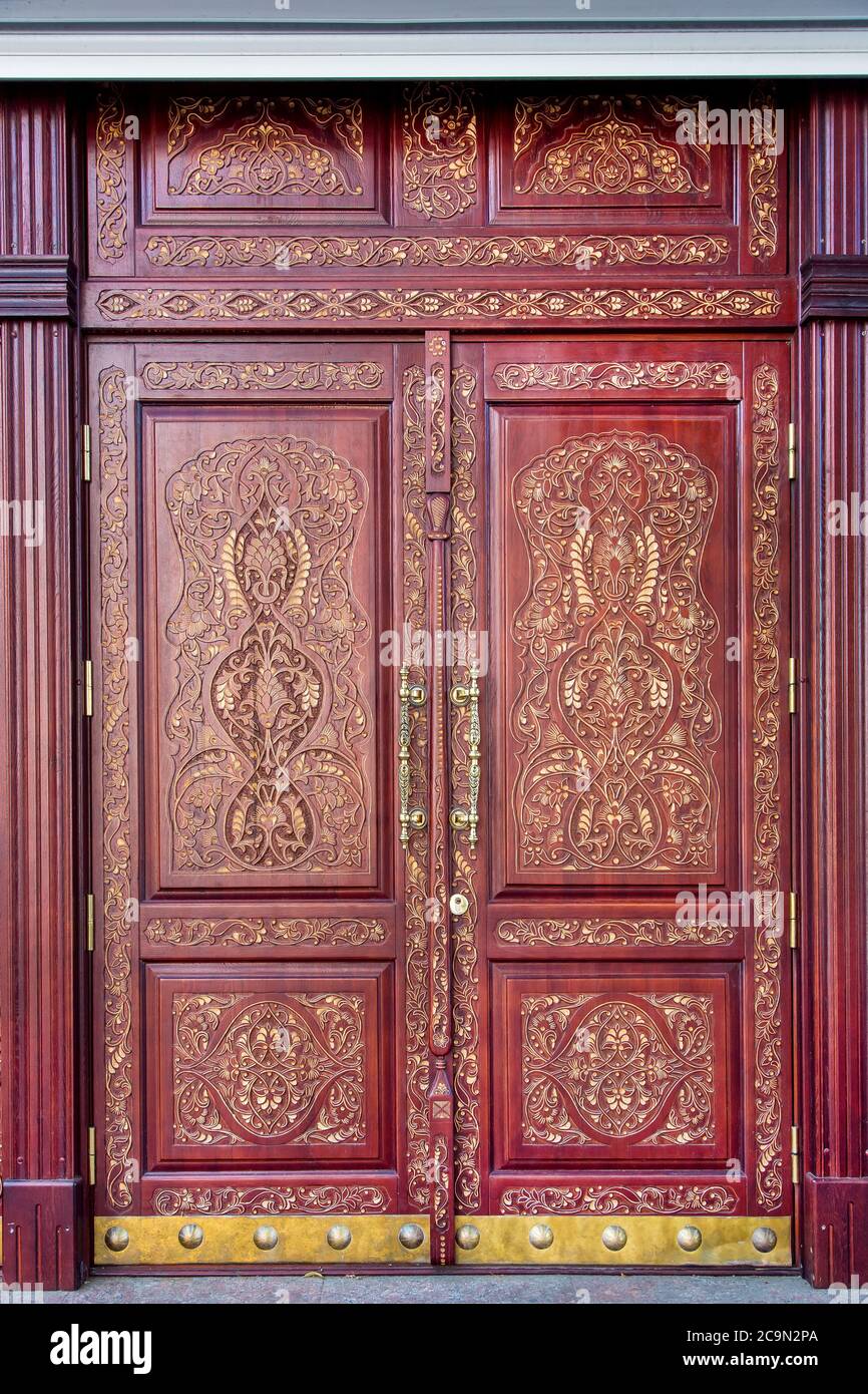 Golden inserts hi-res stock photography and images - Alamy