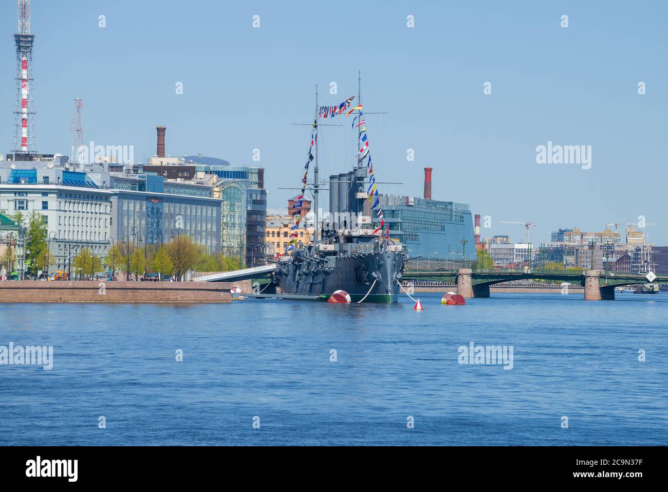ST. PETERSBURG, RUSSIA - MAY 24, 2020: Cruiser "Avrora" in the ...