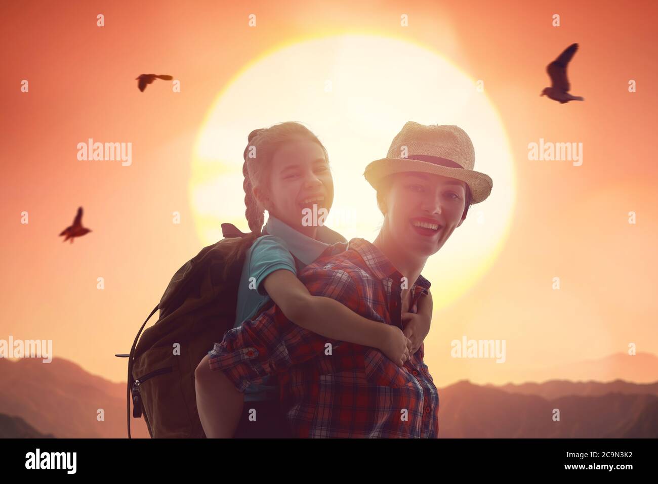 Two travelers hi-res stock photography and images - Alamy