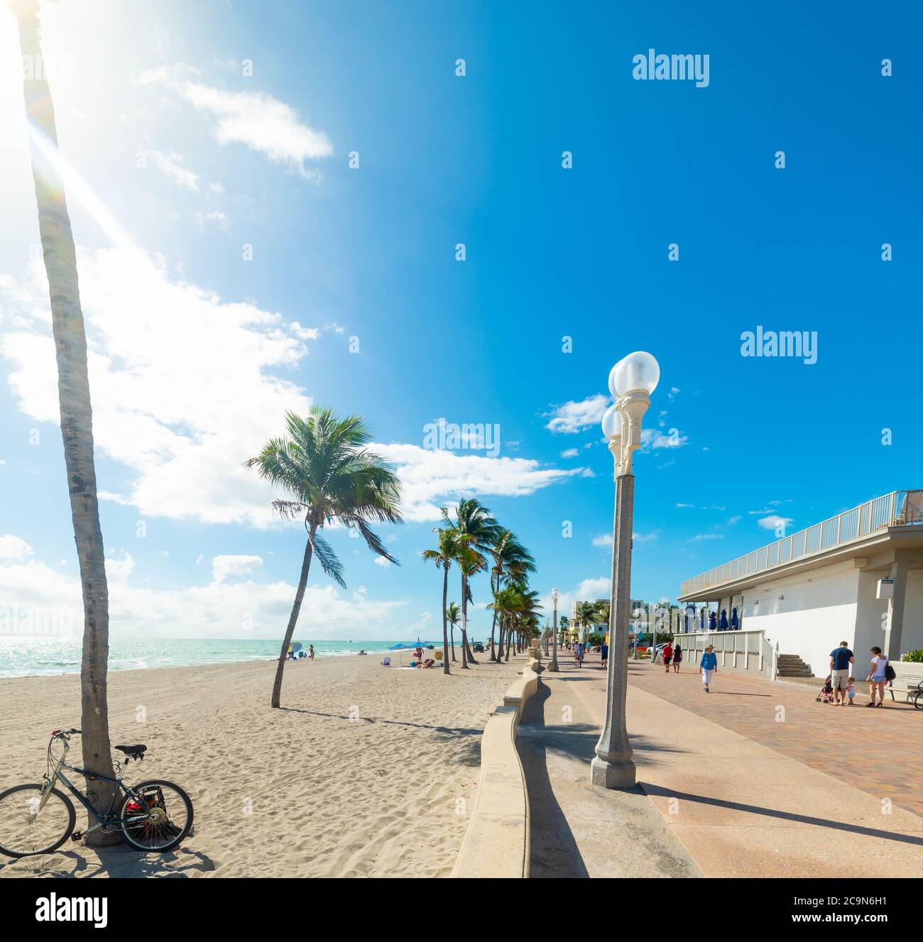 Beautiful fort lauderdale seafront hi-res stock photography and images ...