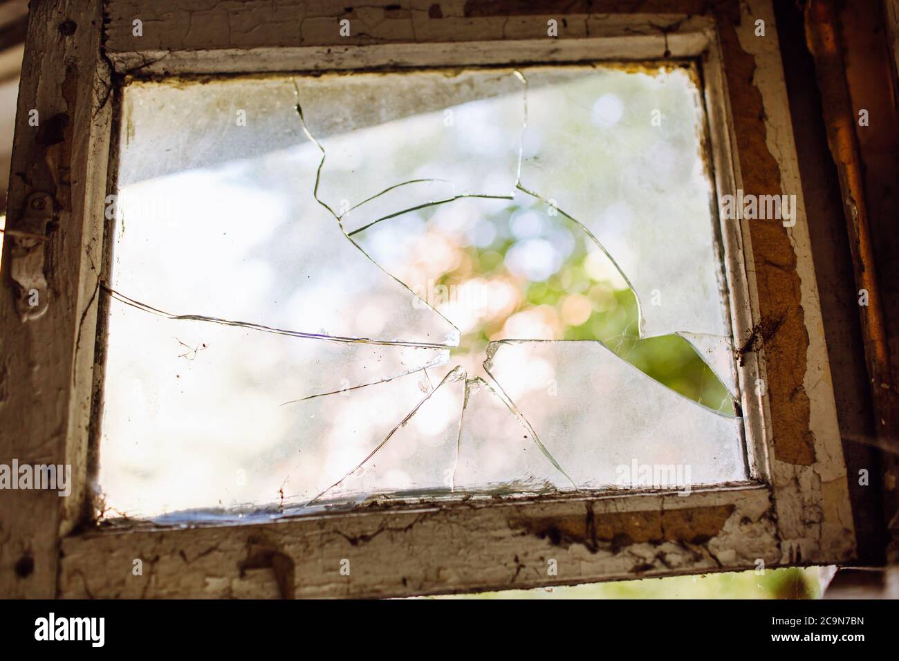 Rusty window frame cracked glass hi-res stock photography and images ...