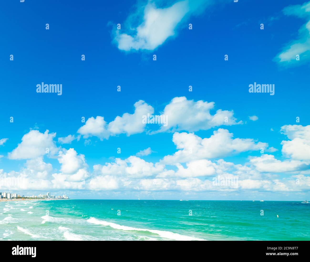 Turquoise water and blue sky in South Beach. Miami Beach, USA Stock ...