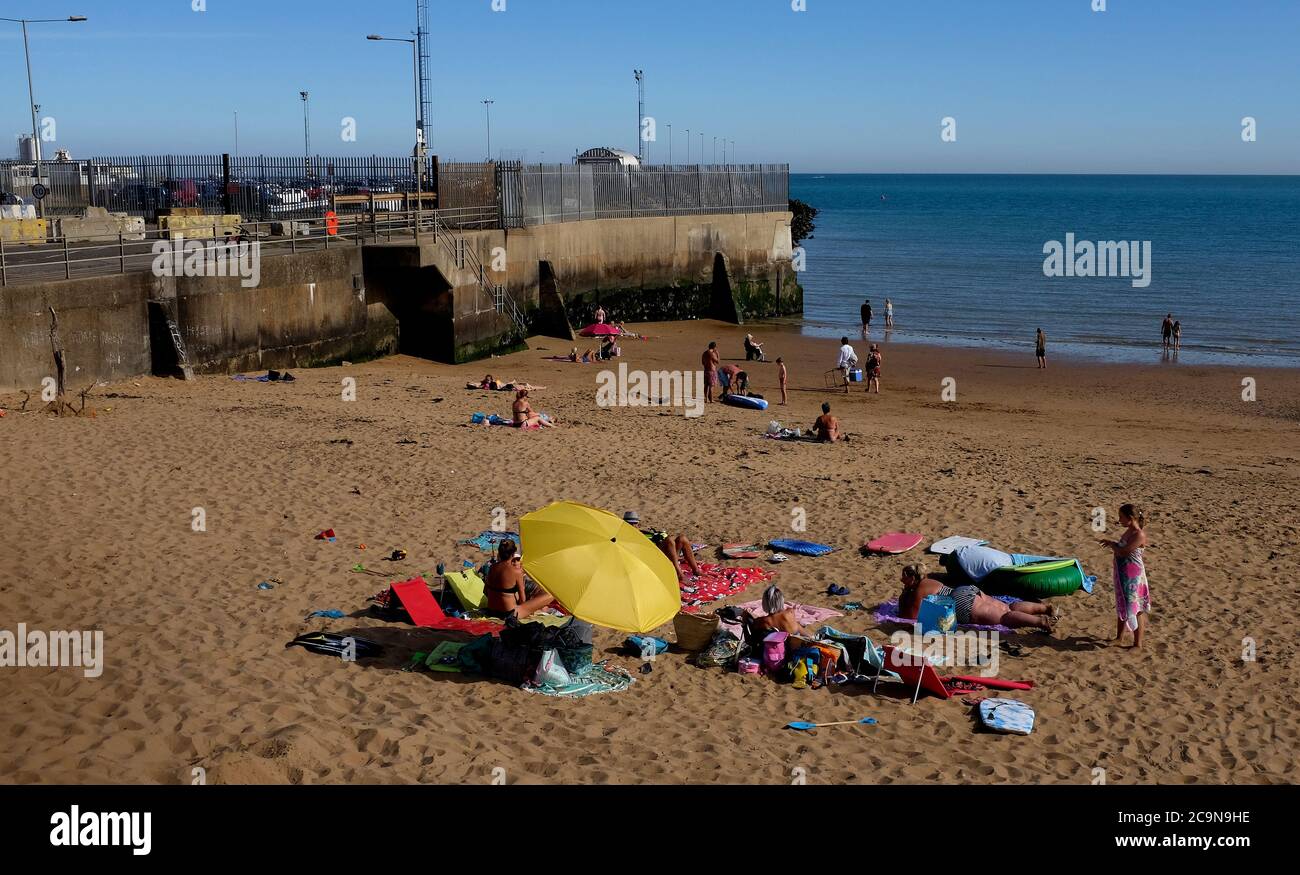 Ramsgate main sands hi-res stock photography and images - Alamy