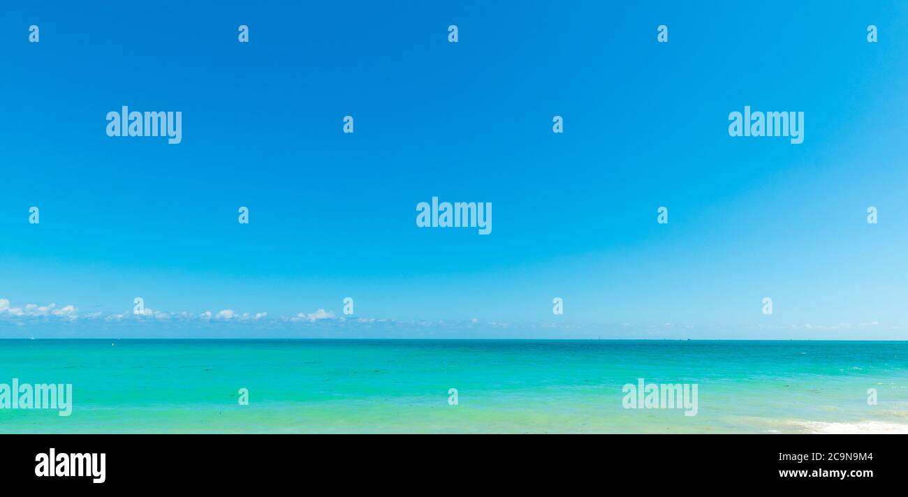 Blue sky over world famous Miami Beach, USA Stock Photo - Alamy