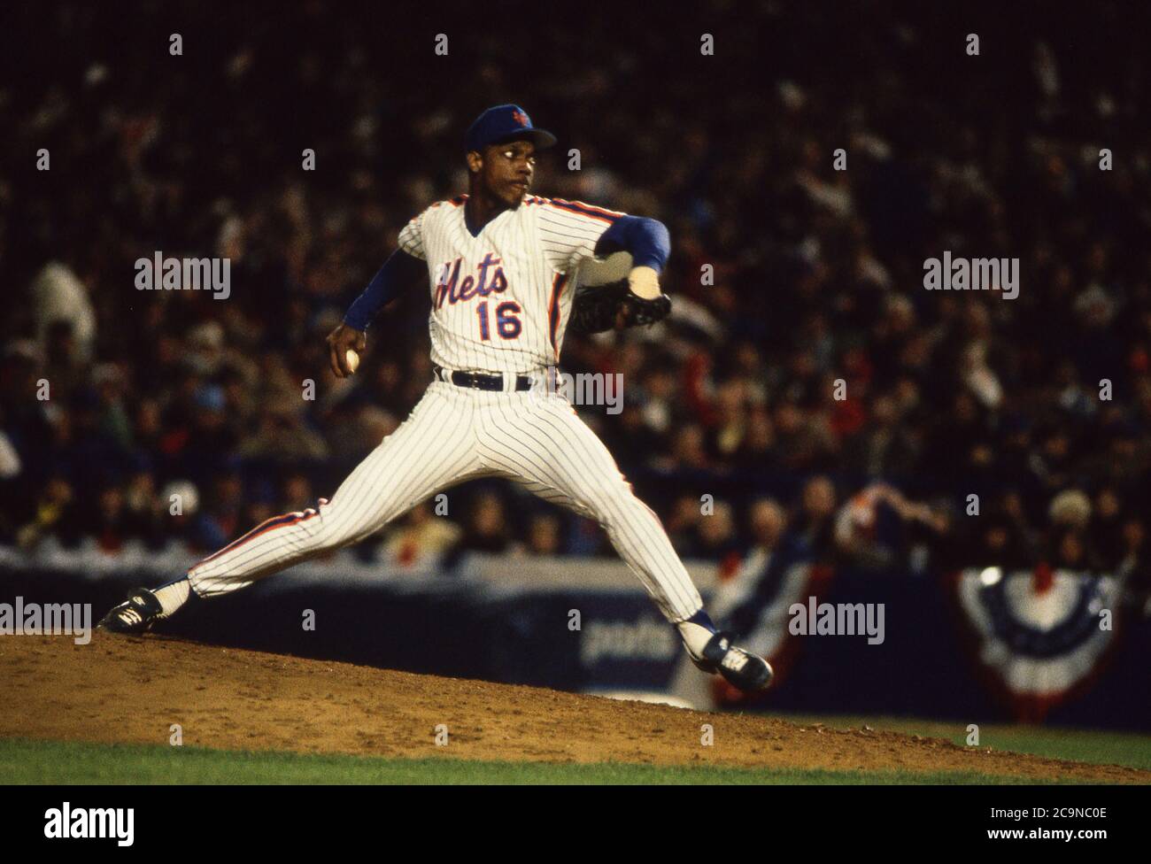 Dwight new york mets pitcher hi-res stock photography and images - Alamy