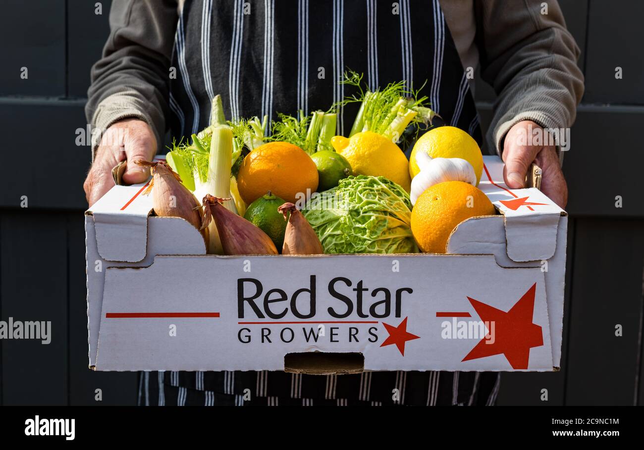 Fruit delivery hi-res stock photography and images - Alamy