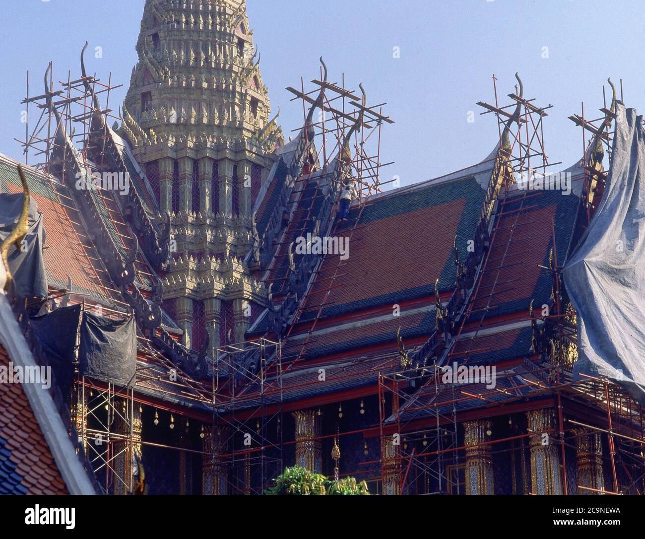 Gran palacio real en bangkok hi-res stock photography and images - Alamy