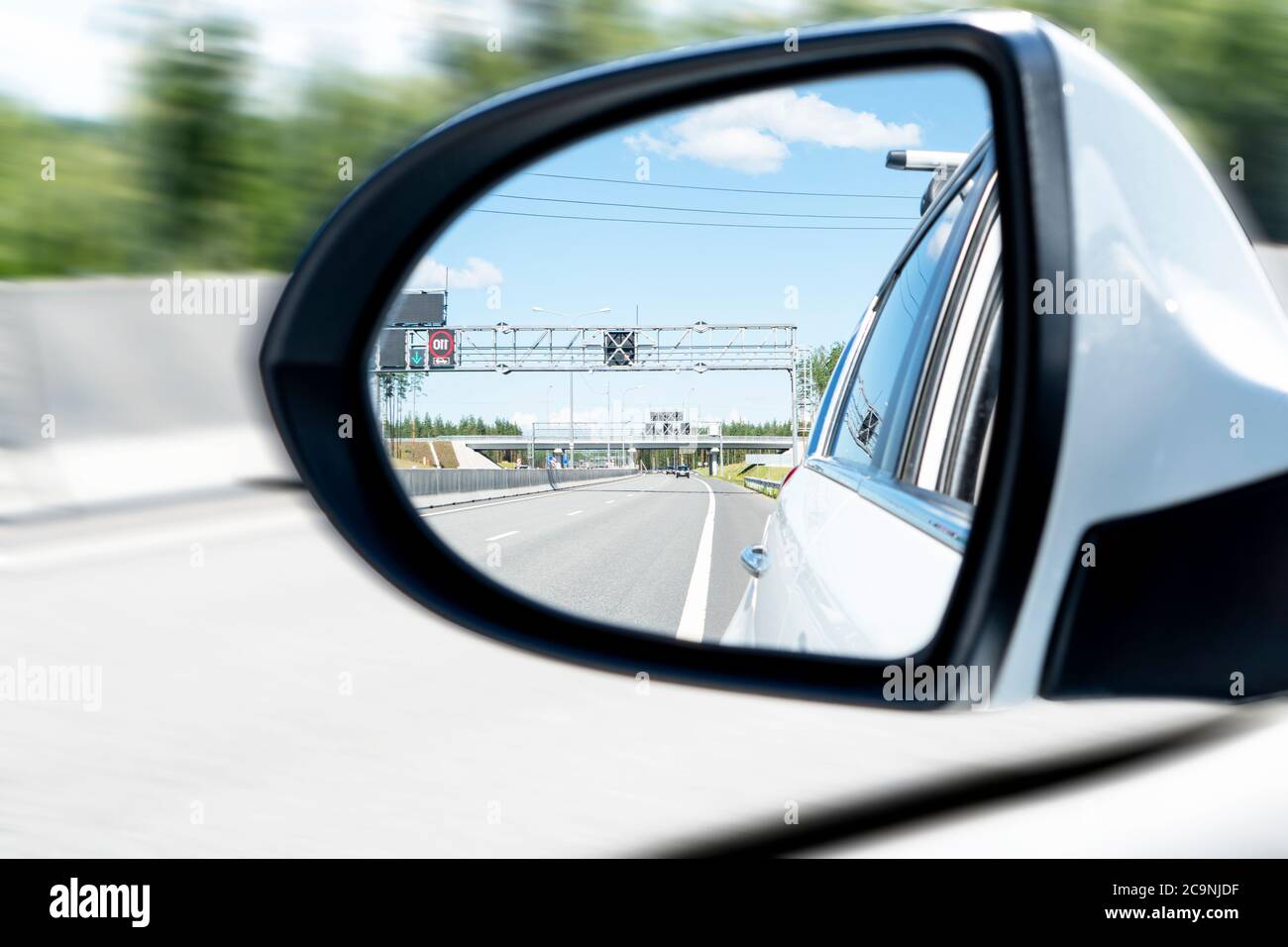 Reflection mirrow hi-res stock photography and images - Alamy