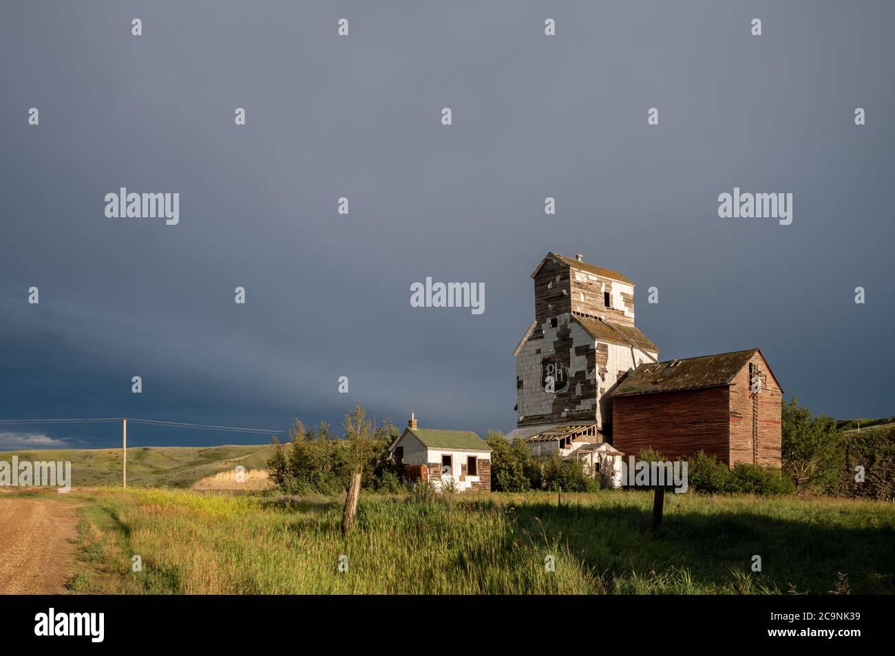 Old abandoned grain elevator in the badlands ghost town of Sharples ...