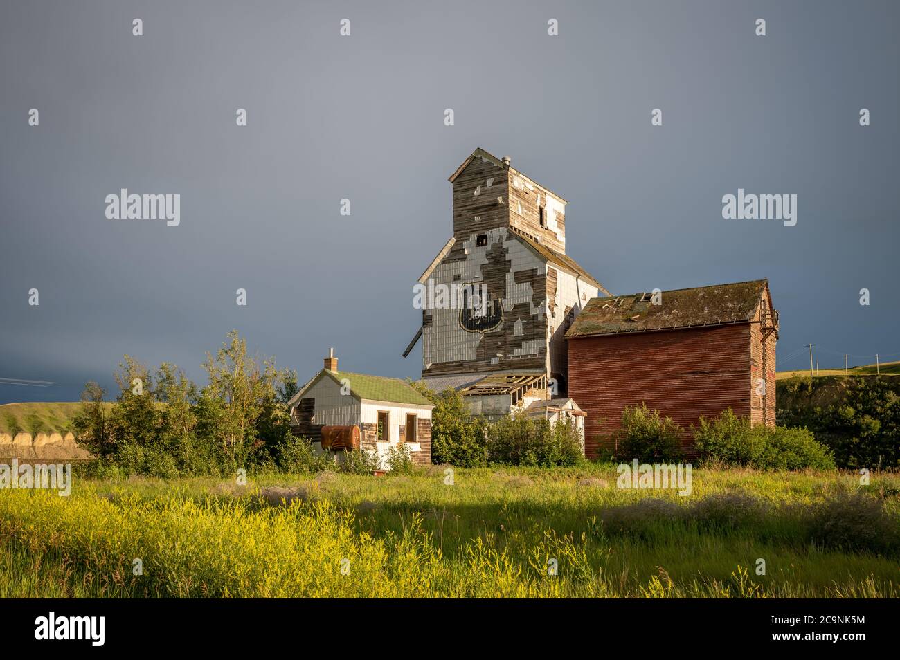 Old abandoned grain elevator in the badlands ghost town of Sharples ...