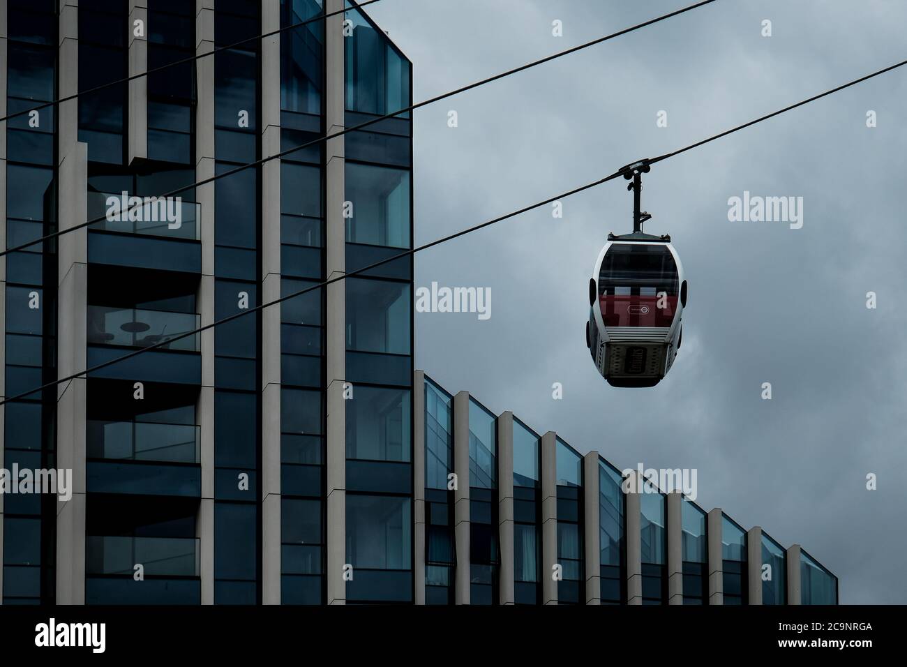 London Cable Car Stock Photo - Alamy