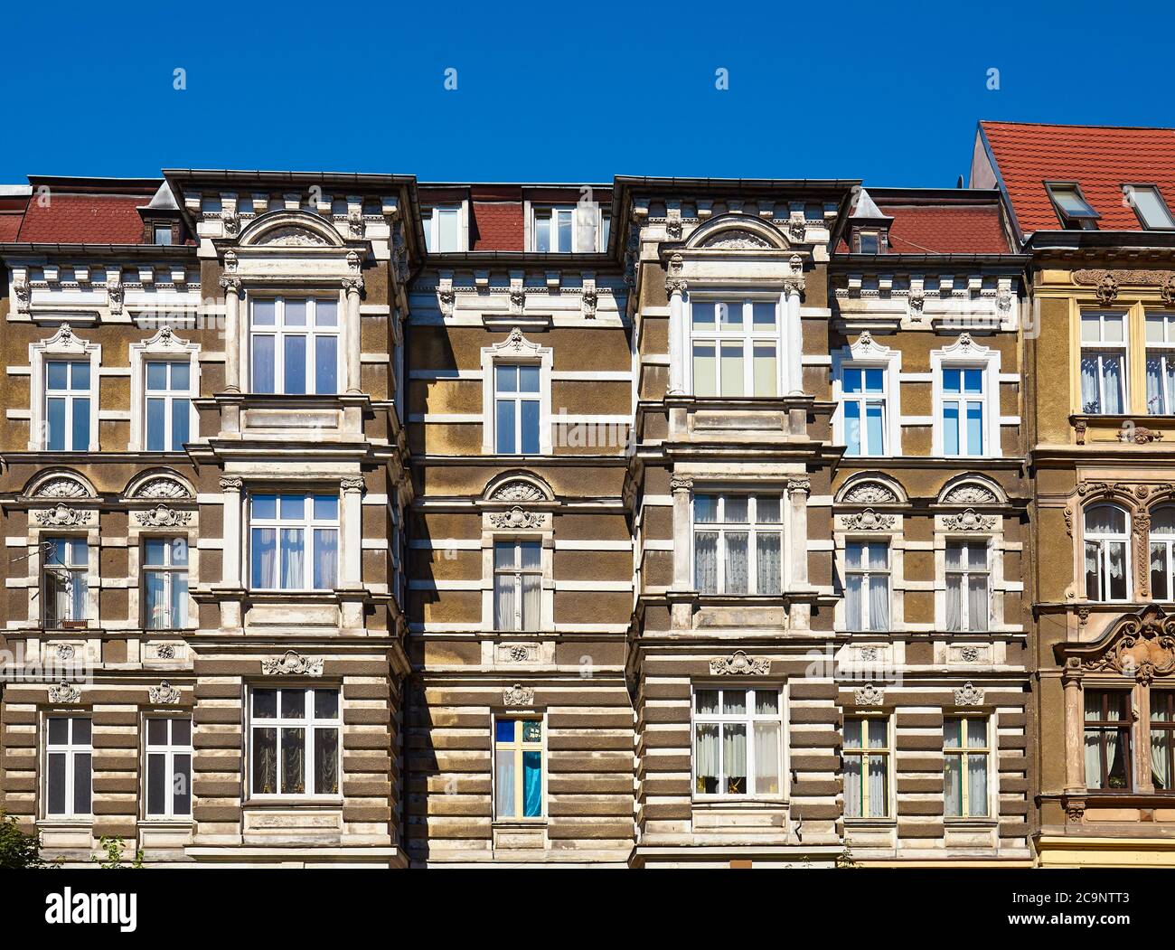 Tenement hi-res stock photography and images - Alamy